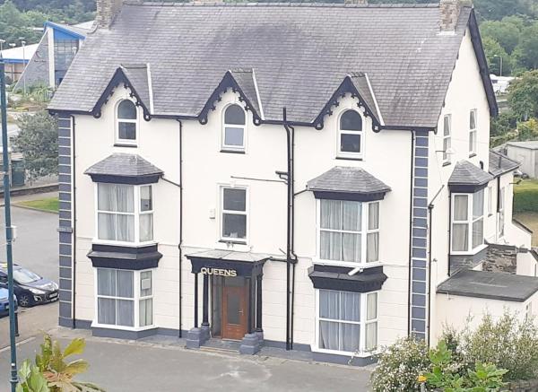 Queens Rooms - Porthmadog