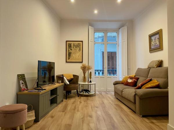 Authentic Apartment In Málaga Historical Center - Málaga