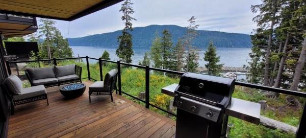 Halibut Hideaway - Port Renfrew