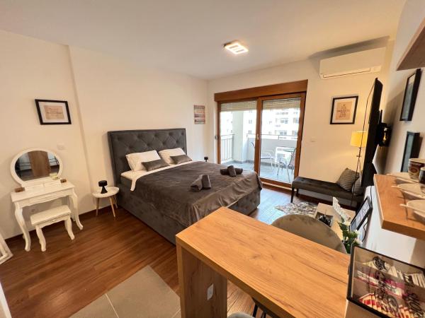 White Homes 16 - Master Quart - Podgorica