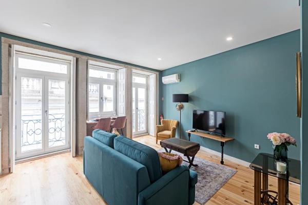 Turquoise Flat W Ac & Balcony By Lovelystay - Porto