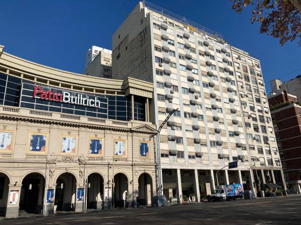 Monoambiente Cálido Y Luminoso En Recoleta - Buenos Aires
