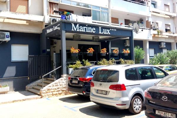 Marine Lux Apartments - Pješčana Uvala