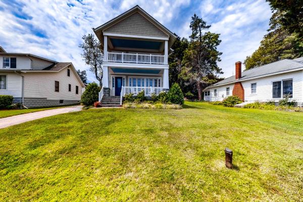 The Ship's Bridge - Maryland