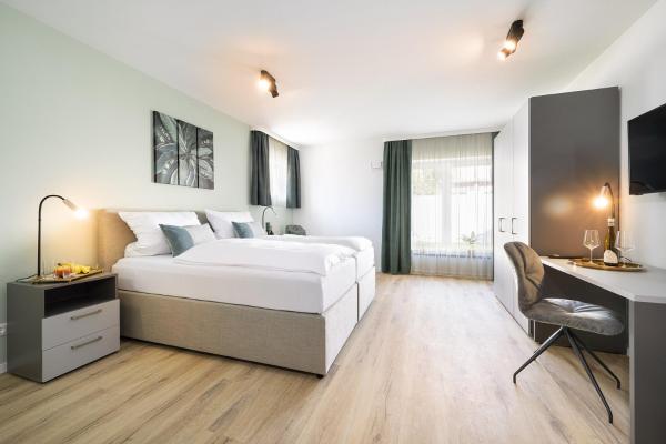 Snooze Apartments Alling - Germany