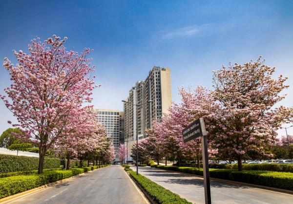 The Leela Bhartiya City Bengaluru - Bangalore