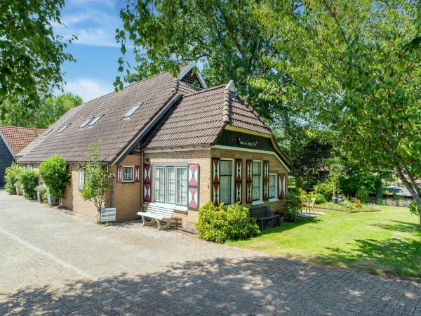 Holiday Home In The Centre Of Giethoorn - Giethoorn