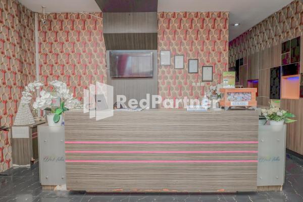 Hotel Wahaha Redpartner - Cirebon