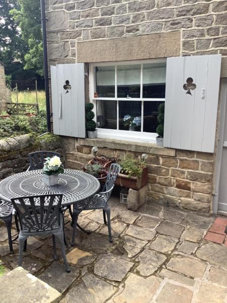 1a River Cottage, Baslow - Bakewell
