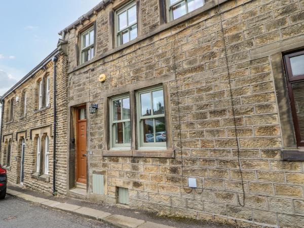 19 The Village - Holmfirth