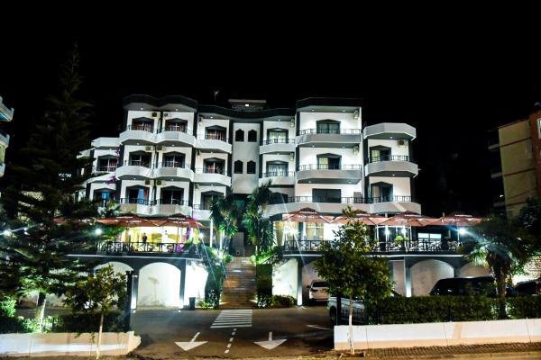 Privé City Hotel - Saranda