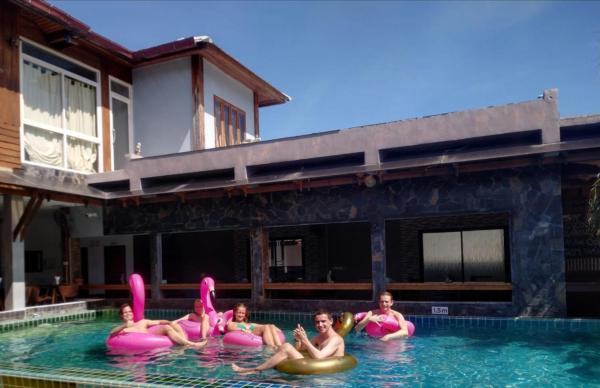 Billabong Hostel - Ko Samui