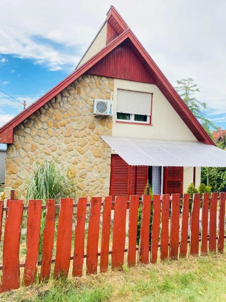 Violet Holiday’s House - Siófok