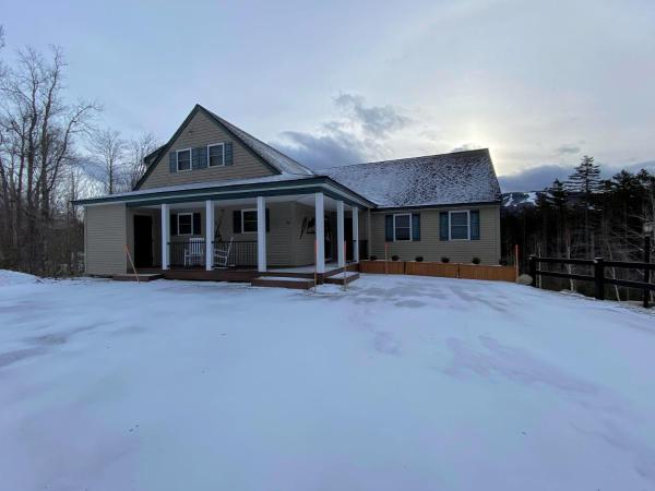 New Single Family Home With Spectacular Views And Lots Of Space Privacy Convenience And Style - Bethlehem, NH