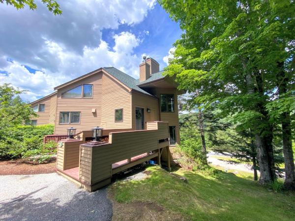 C12 Homey Bretton Woods Slopeside Townhome For Your Family Getaway To The White Mountains - Bretton Woods, NH