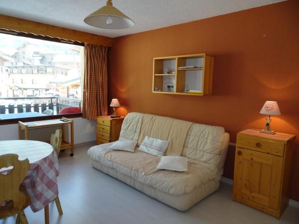 Studio En Centre-ville Avec Balcon, Parking Privé Et Accès Rapide Au Téléphérique - Fr-1-464-97 - Pralognan-la-Vanoise