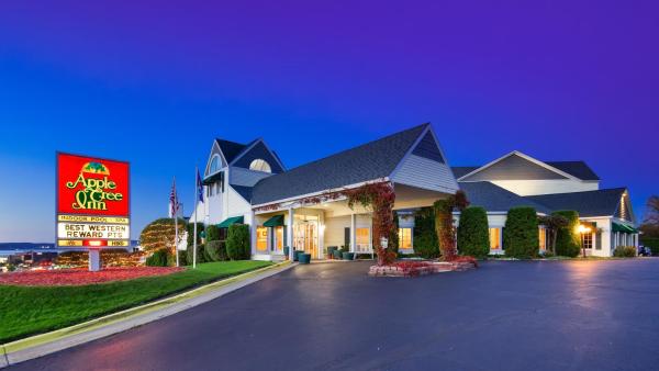 Apple Tree Inn; Surestay Collection By Best Western - Petoskey, MI