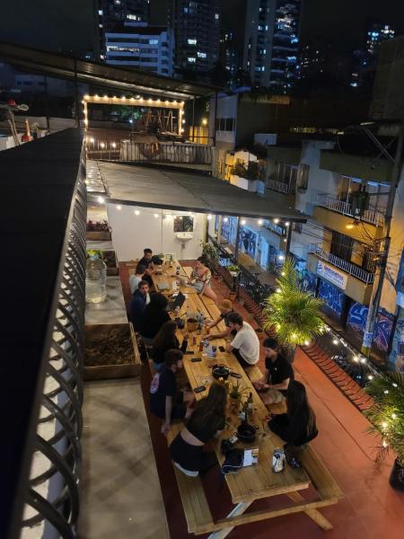 La Familia Hostel - Parque Poblado - Medellín
