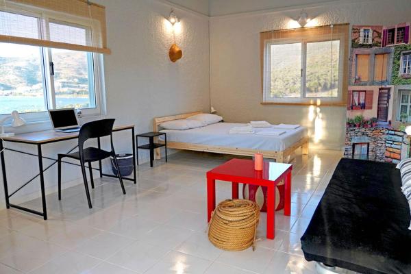 Figs & Grapes * Cosy Small House * Marmari * South Evia - Marmari