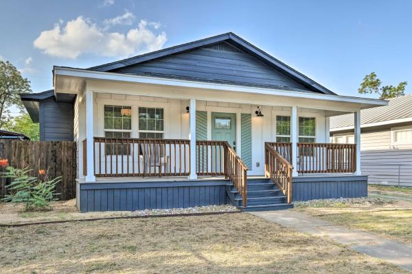 Charming San Antonio Home About 4 Mi To Downtown - Denver Heights - San Antonio