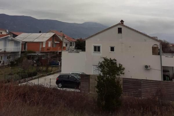 Family Friendly Apartments With A Swimming Pool Kastel Stafilic, Kastela - 18062 - Trogir