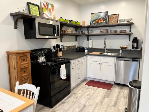 Cute 1 Bedroom Ohana 10 Miles From Eugene - 俄勒岡