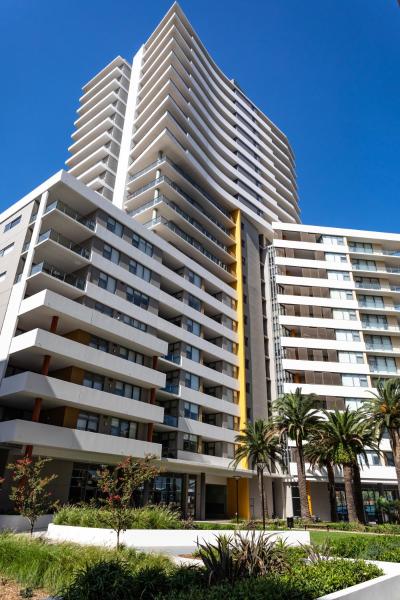 Macquarie Park - Classic Two Bed Apt - North Shore