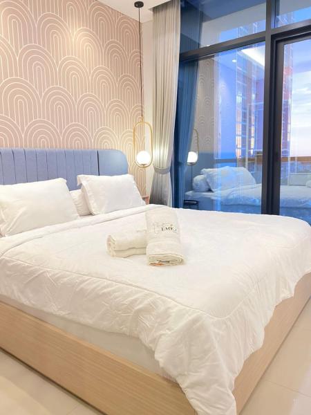 Emka Lodge Studio Room The Vertu Apartemen Ciputra World Surabaya - Surabaya