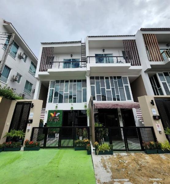 Boxsoon Nimman 4 # 3beds 4baths - Chiang Mai