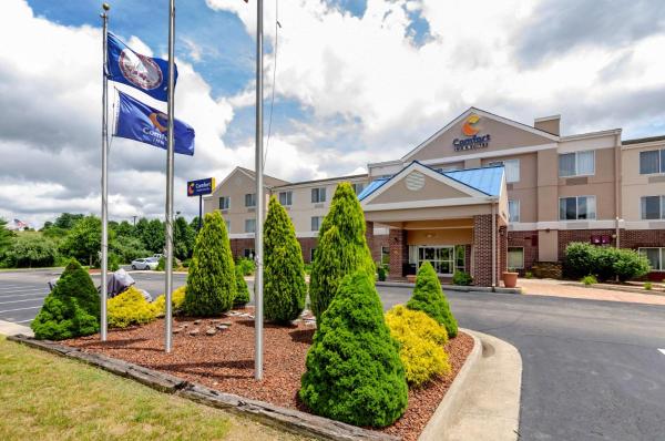Comfort Inn & Suites Hillsville I-77 - Galax, VA