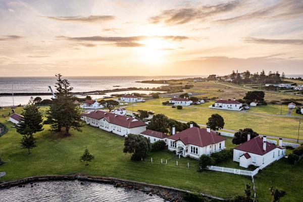The Original School House - Waterfront Low Head - Tasmania
