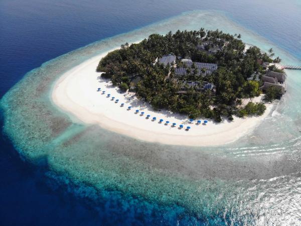 Malahini Kuda Bandos Resort - Maldives