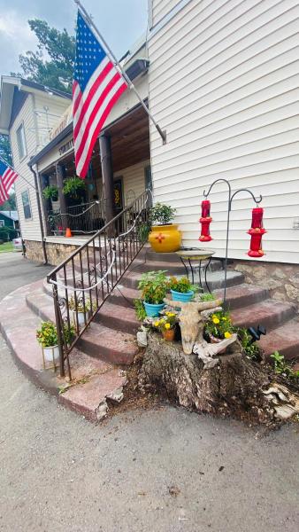 The Summit Inn - Cloudcroft