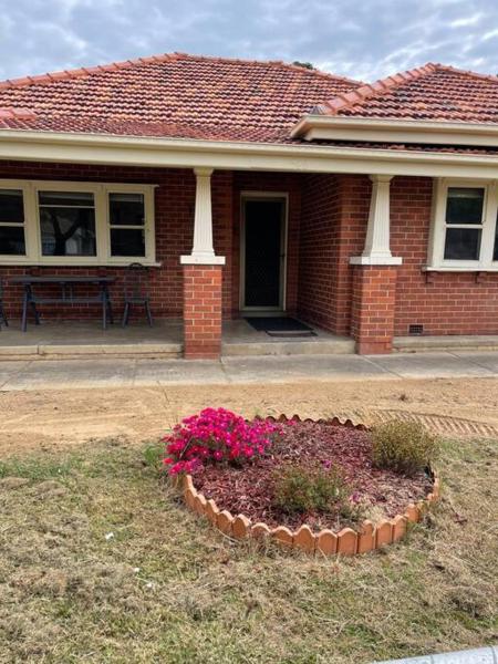 Classic Beauty - Comforts Of Home - Albury