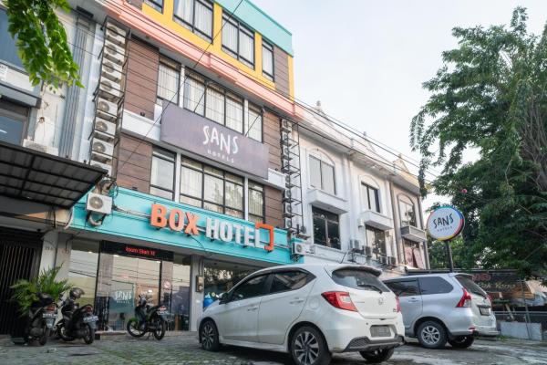 Sans Hotel Kupang Indah Surabaya - Surabaya