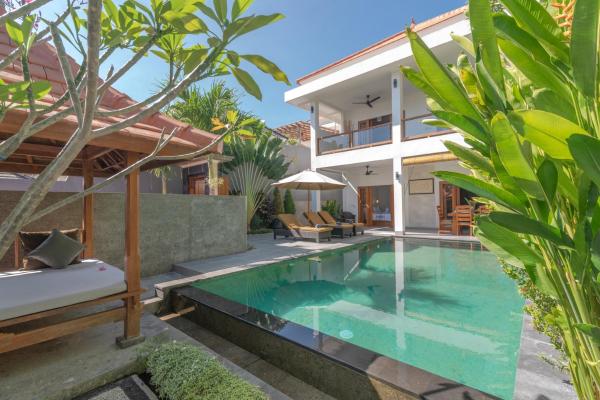 Villa Royal Lovina - Bali