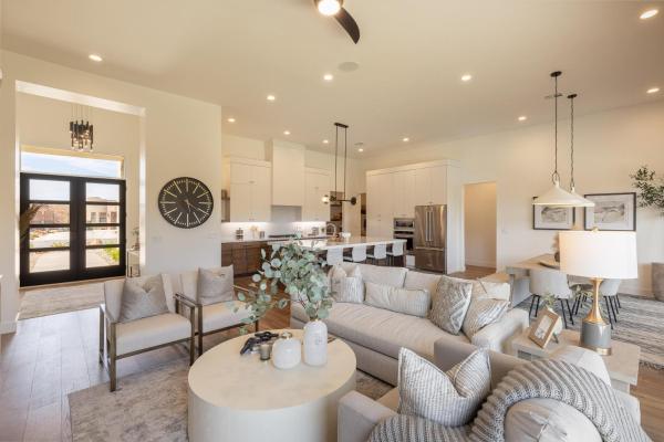 The 19th Hole - Snow Canyon State Park, Ivins