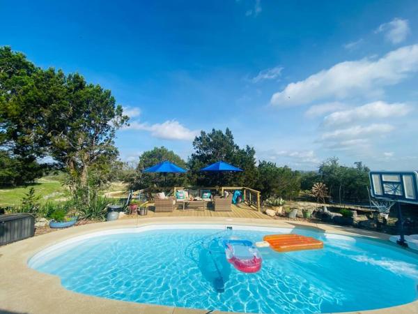 Cottage With Hot Tub And Pool Bandera, Tx. - Bandera, TX