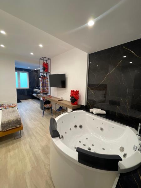 Namuri Luxury Rooms - Letojanni
