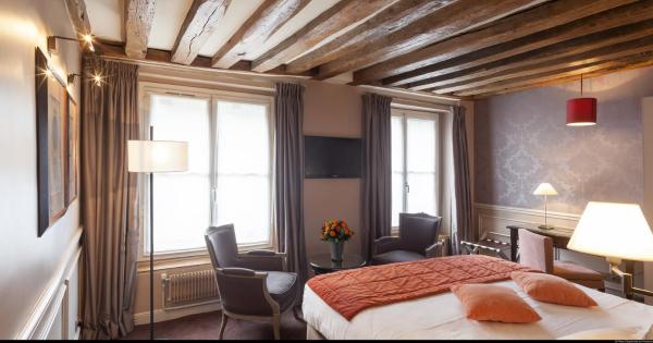 Hotel De L'universite - La Plaine Saint-Denis