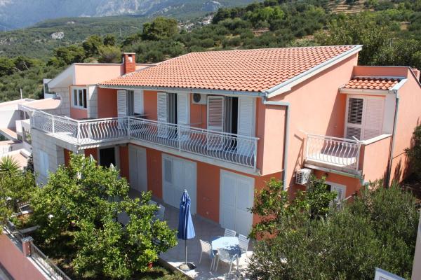 Apartments With Parking Spaces Podgora, Makarska - 6911 - Podgora