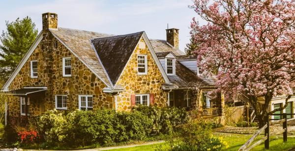 Victorian Apt At Sanctuaryoftheswan Dog Friendlyhotel Alternative Farm Stay - Reading, PA