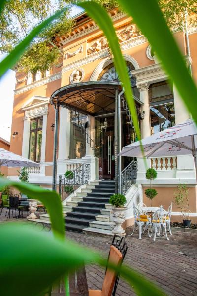 Residence Villa Barrio - Bucharest