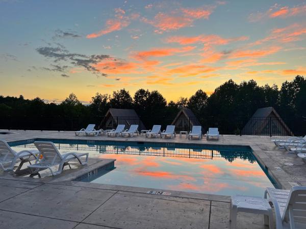 Skylaranna Resort & Spa - Hendersonville, NC