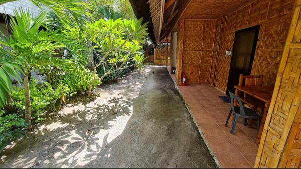 Cafemare Rooms - Bantayan