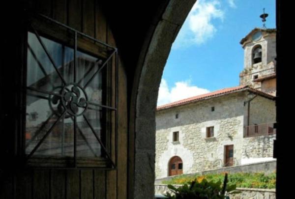 Hermoso Caserío Navarra. (Madoz) - Navarre