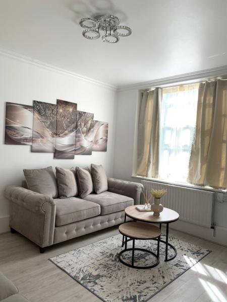 New Look Flat In Waterloo - London South Bank University