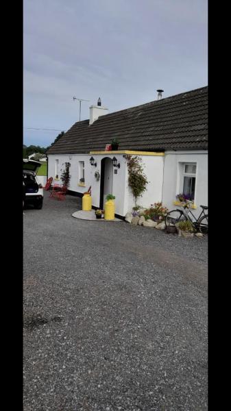 Toddys Cottage & Stables - Cavan