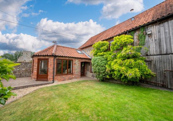 Church Barn - Blakeney