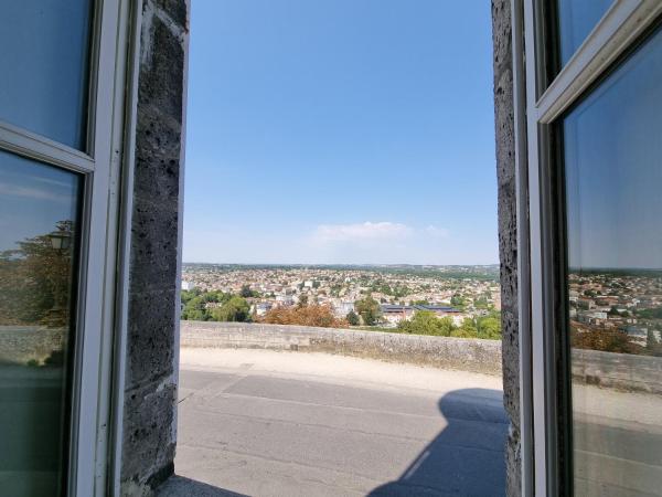 Superbe T2 Lumineux Avec Fibre - Charente